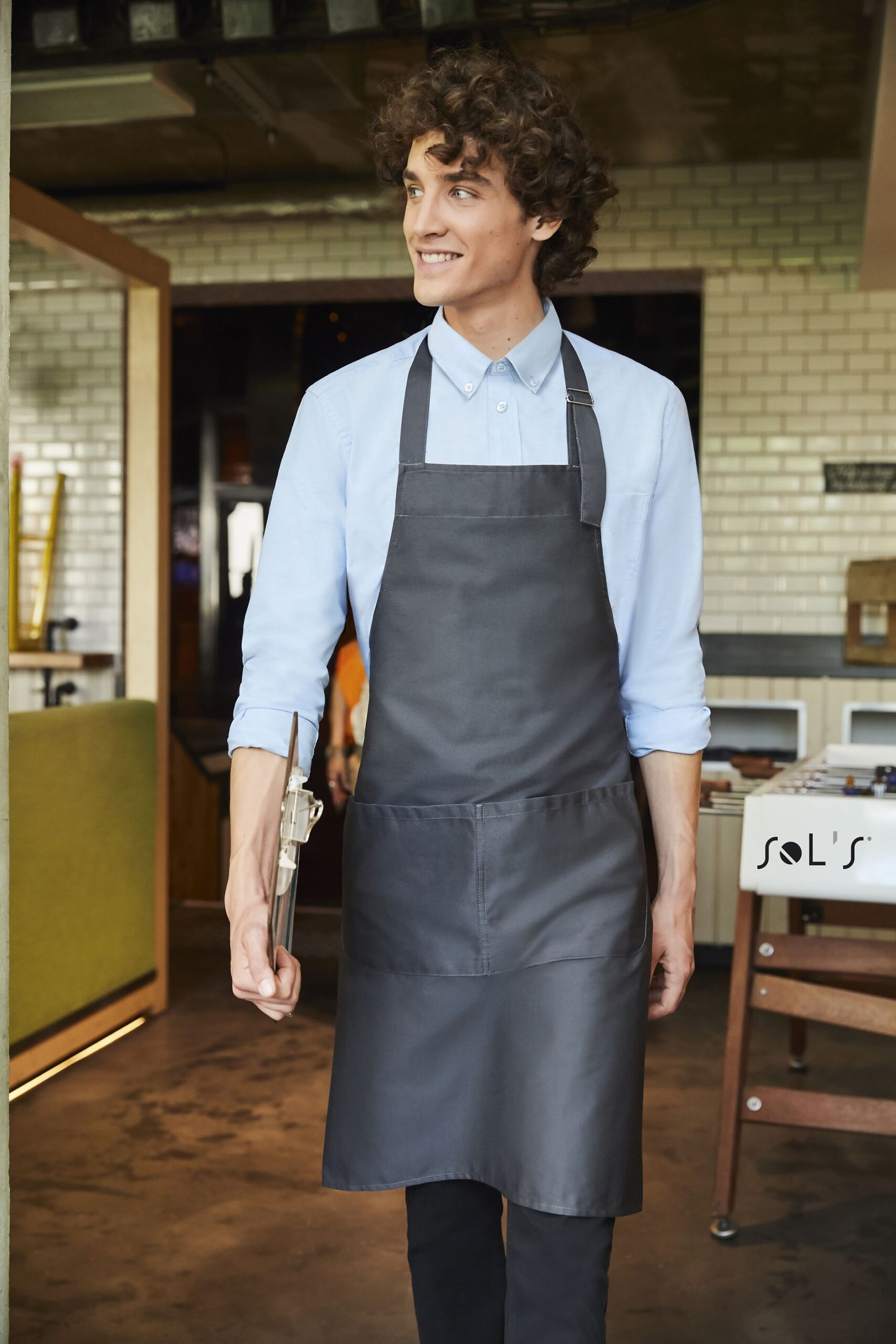 GALA LONG APRON WITH POCKETS - VMA Promotional Products
